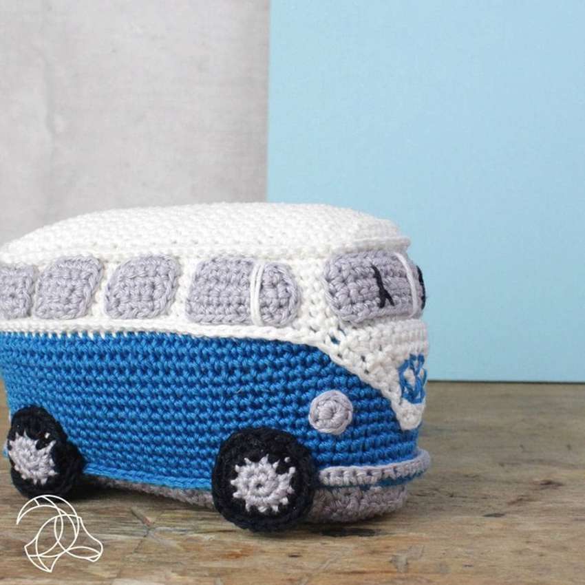Hardicraft - Retro Blue Van - Crochet Kit - Yarn Worx